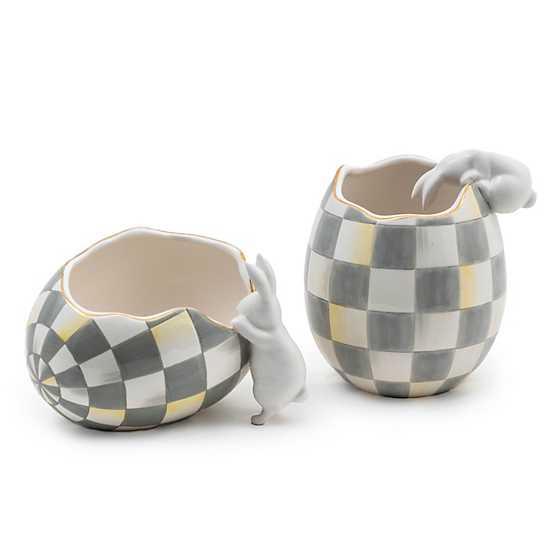 Shop White Rabbit Vase Online in Dubai, UAE | MacKenzie-Childs UAE